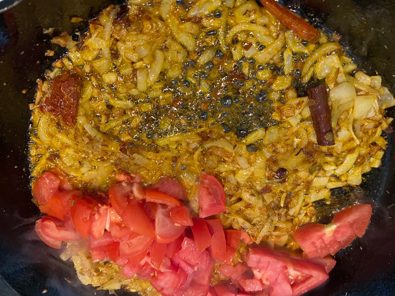 Green Vatana (Dried Green Peas) Curry – sarchakra